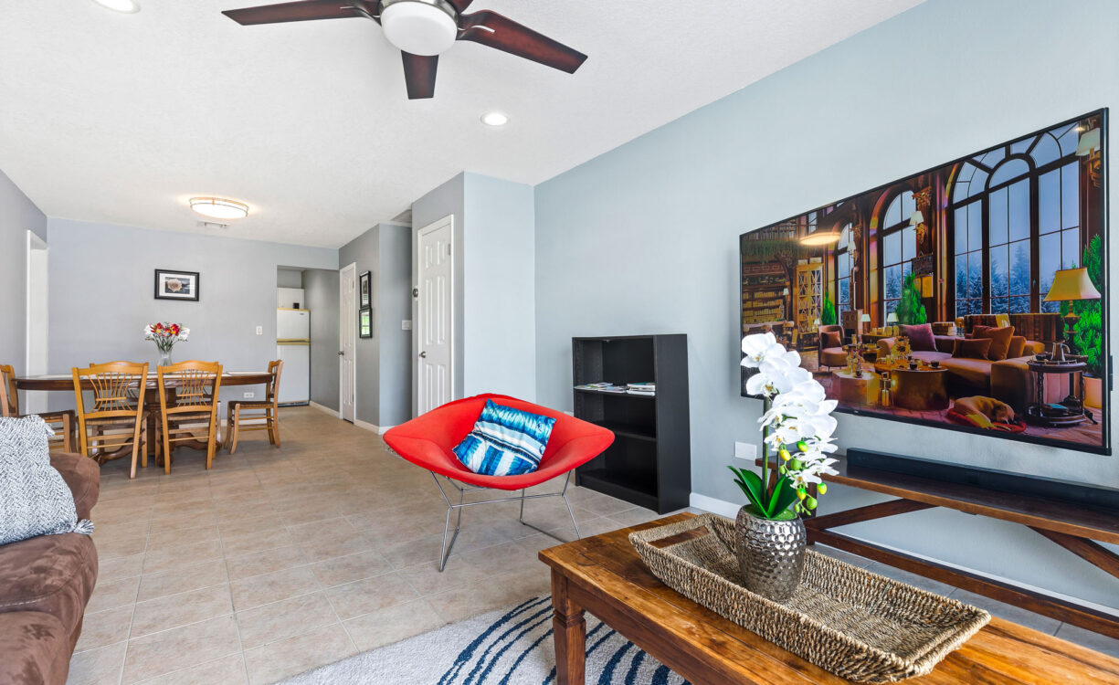 Caribbean Courts 2c, Oceanfront Condo — Property Cayman | Real Estate ...