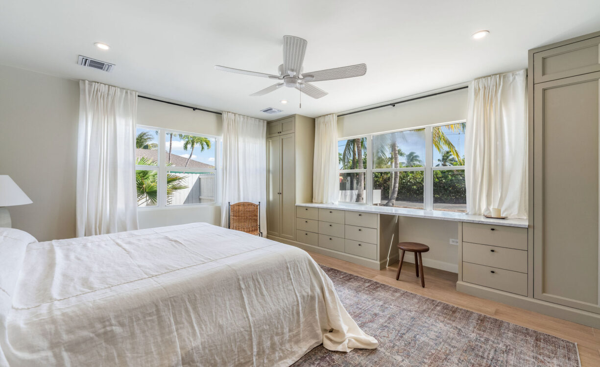 Snug Harbour Designer Renovated 4 Bedroom Home — Property Cayman | Real ...